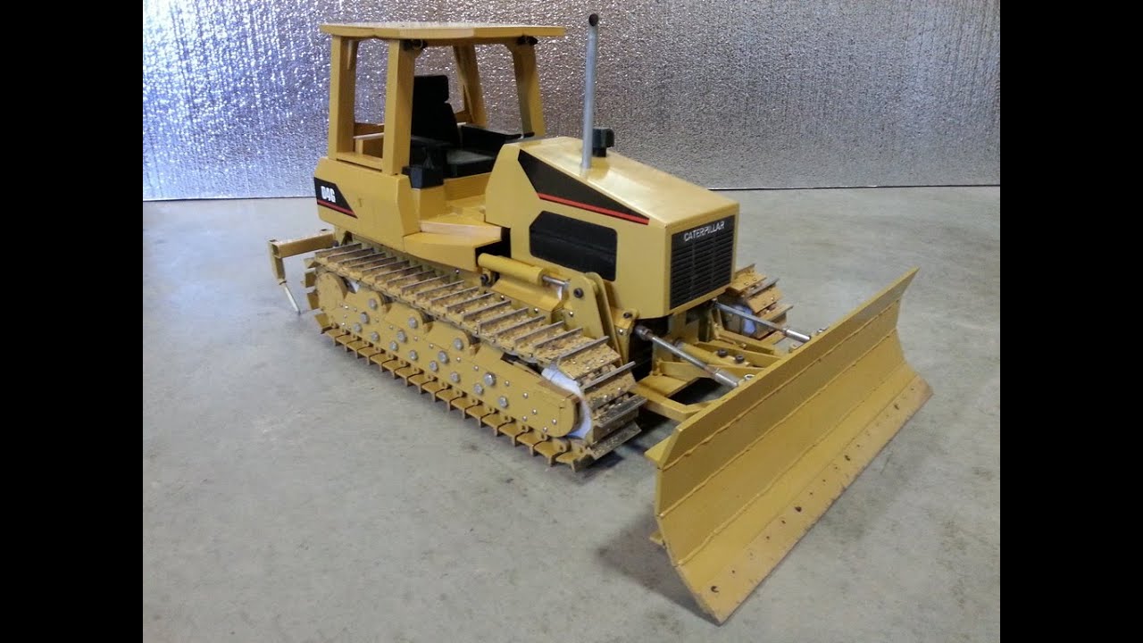 RC Cat D4G Dozer 1/6th scale - YouTube