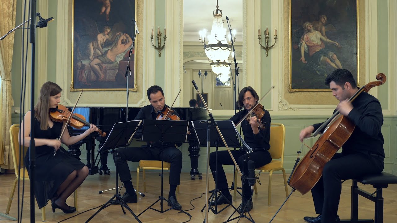 S.Revueltas: String Quartet No. 4 "Música de Feria" - HHMusik - YouTube