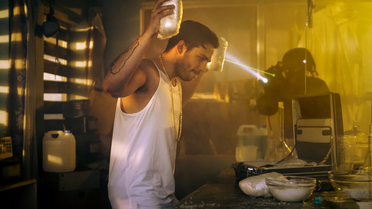 DRUG DEALER BUSTED AT GUN POINT - LIVE ACTION! serial savior - YouTube