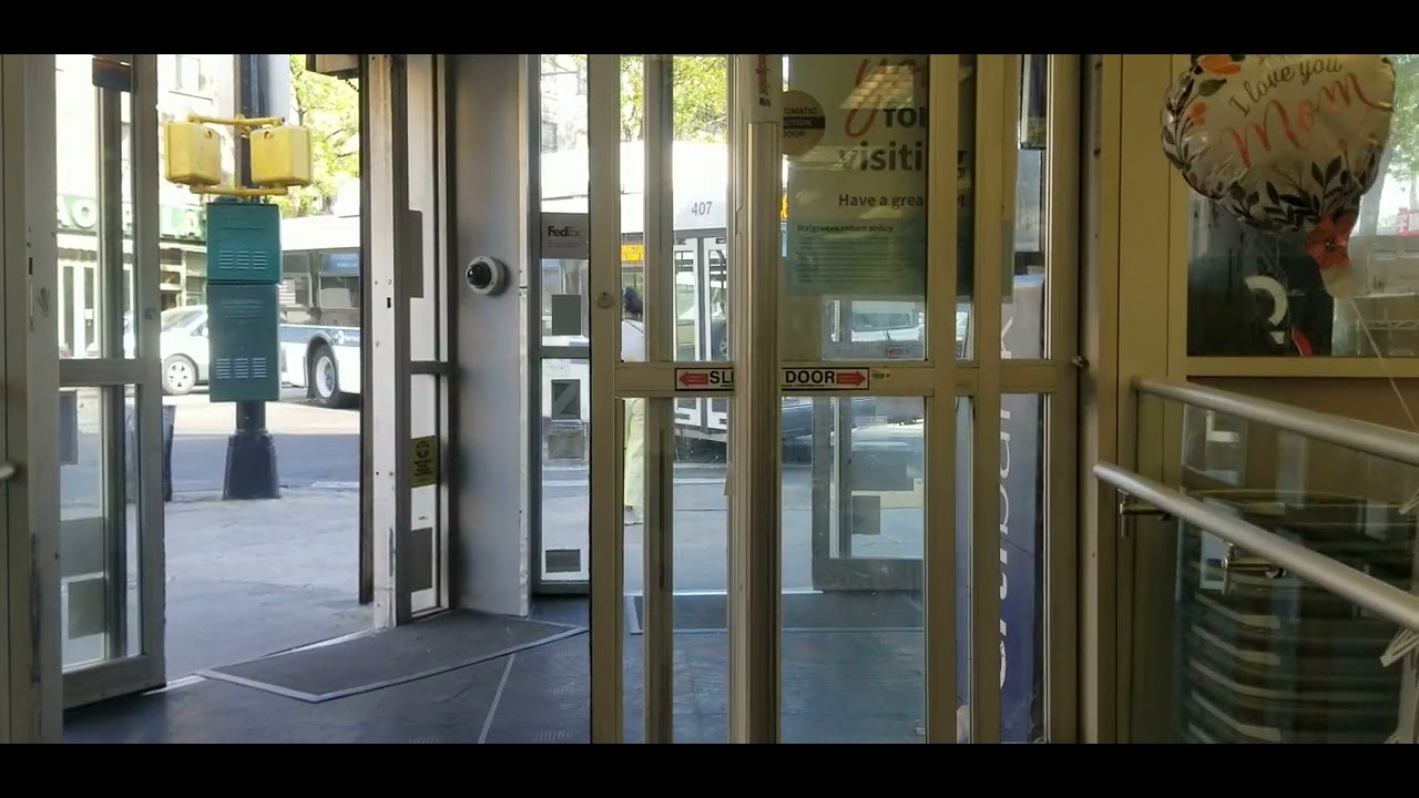 2011 New Flyer C40LF 407 as B69 to Kensington-Cortelyou Road - YouTube