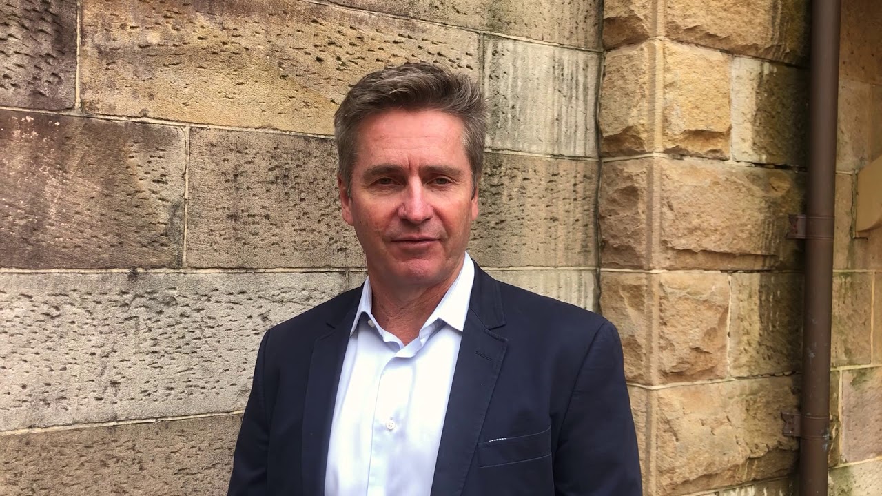 Professor Gerard Sutton - COVID-19 and your eye health - YouTube