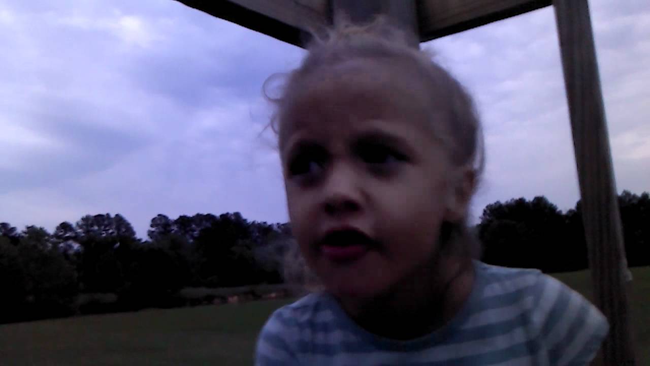 Nevys song to her sister kaydence 5/13/12 - YouTube