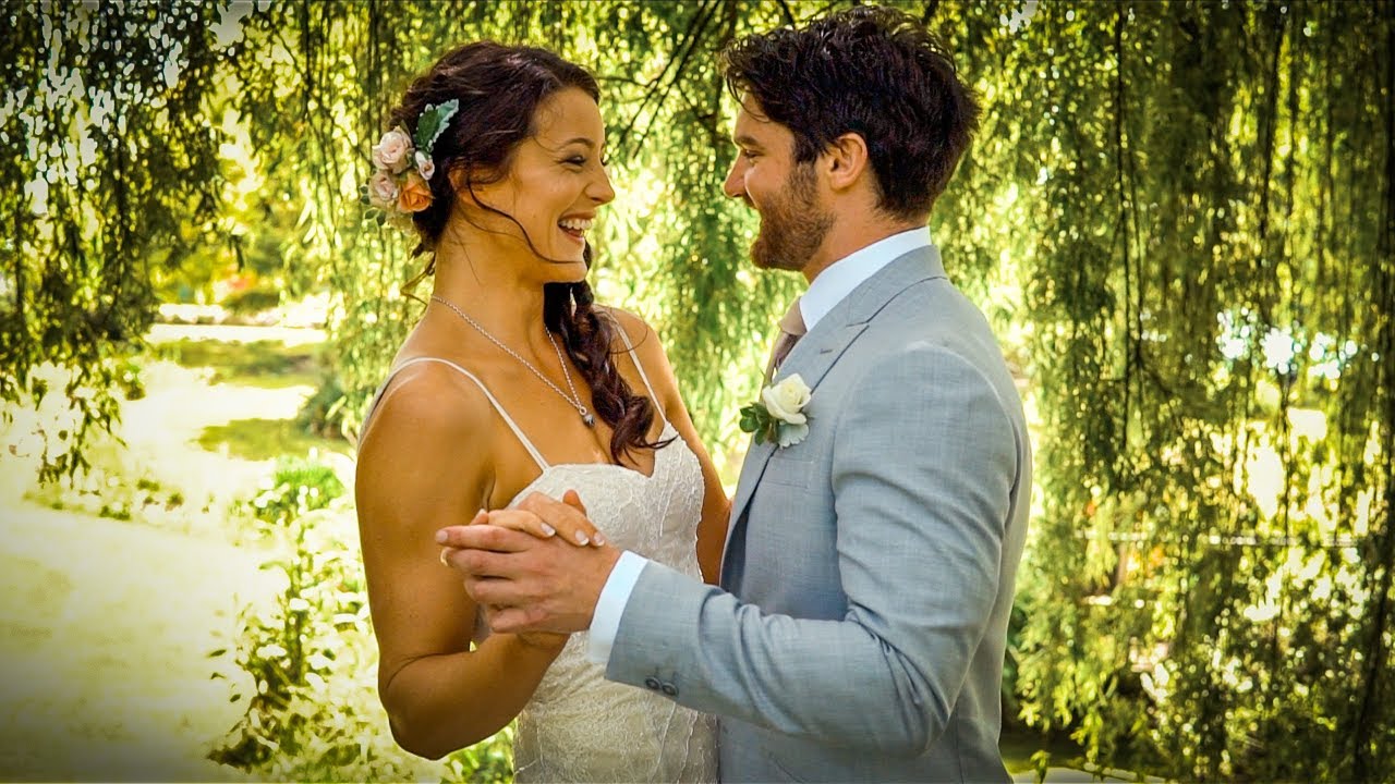 Jess and Andrew's Story - YouTube