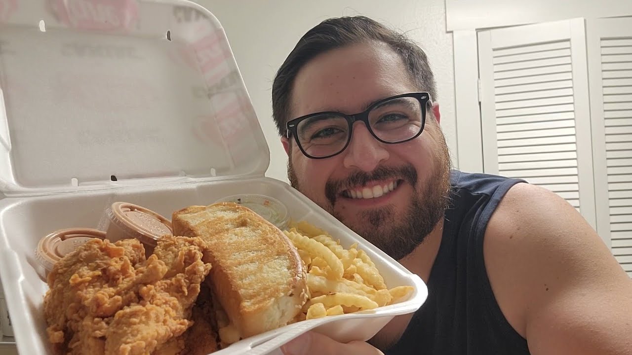 Raising Cane's Chicken Fingers CANIAC REVIEW! - YouTube