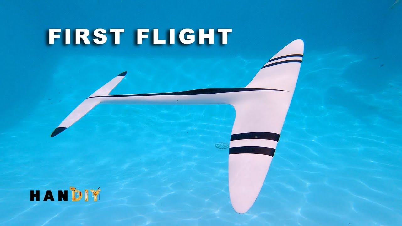 First Flight - DIY Hydrofoil V5 - YouTube