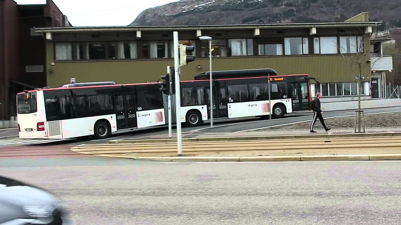 Kollektivtrafikk på Kronstad - YouTube