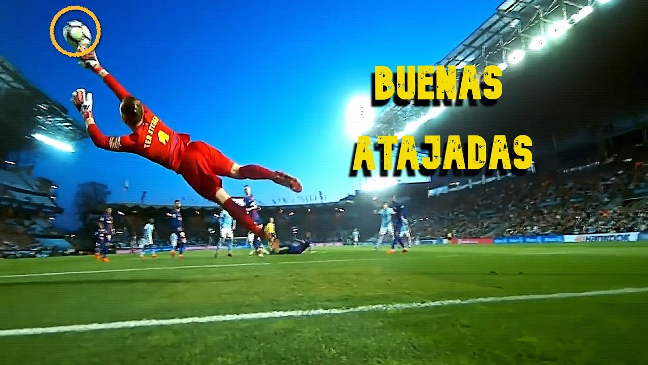 BUENAS ATAJADAS DE PORTEROS EN EL FÚTBOL #8 - YouTube