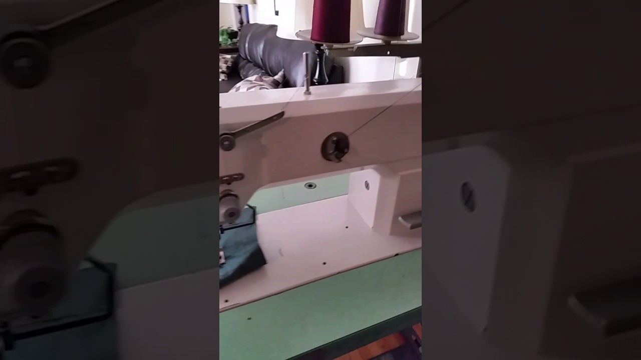 Pfaff 1183 Industrial sewing machine what it looks like - YouTube