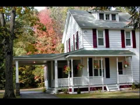 Karen Brown's Lamplight Inn Bed & Breakfast, Lake Luzerne, New York