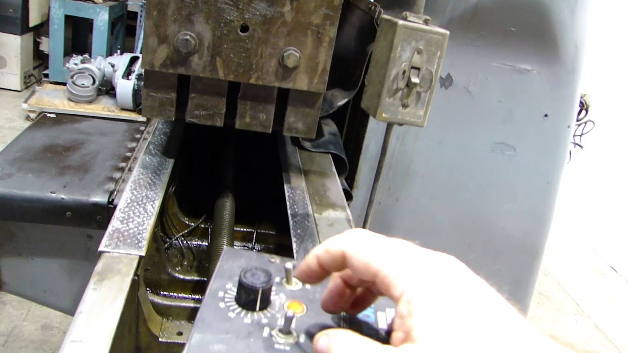 bridgeport saddle knee grinder rebuild - YouTube