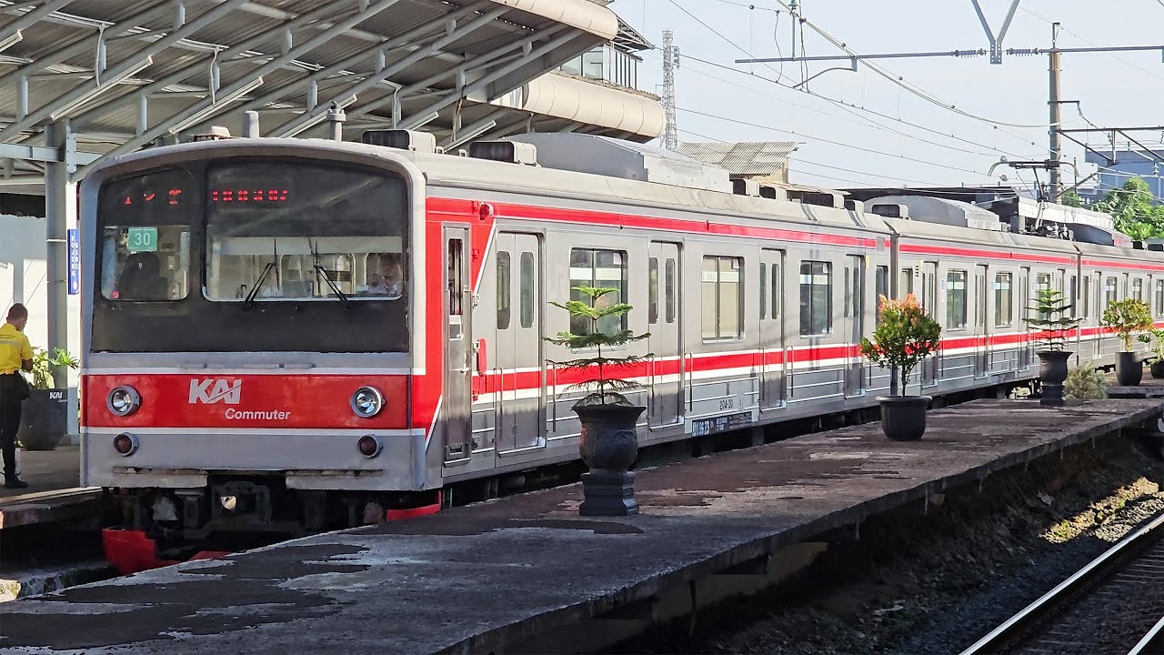 [4K] Stasiun Bojong Gede: Kompilasi KRL Commuter Line | JR 203, JR 205 ...