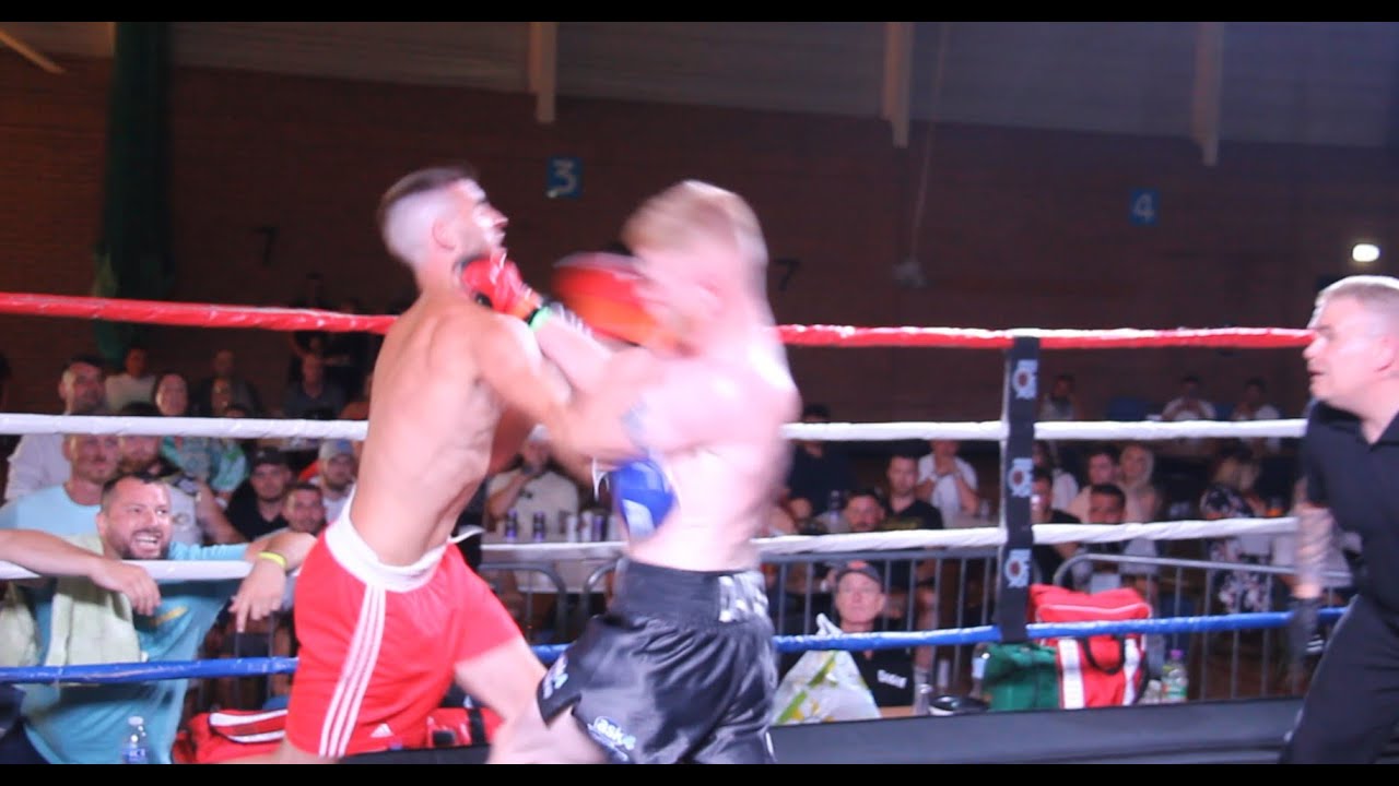 Callum Robbins v Lloyd Davies - Welsh Combat Series 4 Neath Sports ...