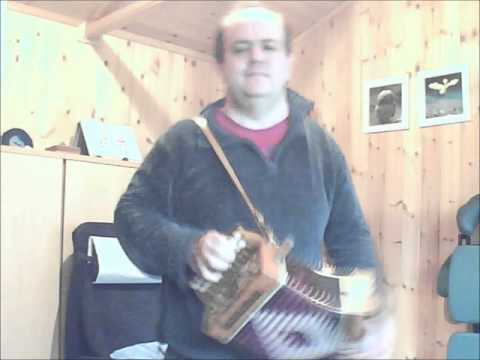 Old Molly Oxford played on Melodeon by Clive Williams - YouTube
