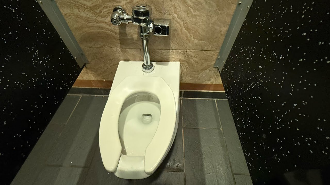 Sheetz Men’s Restroom full shoot - YouTube