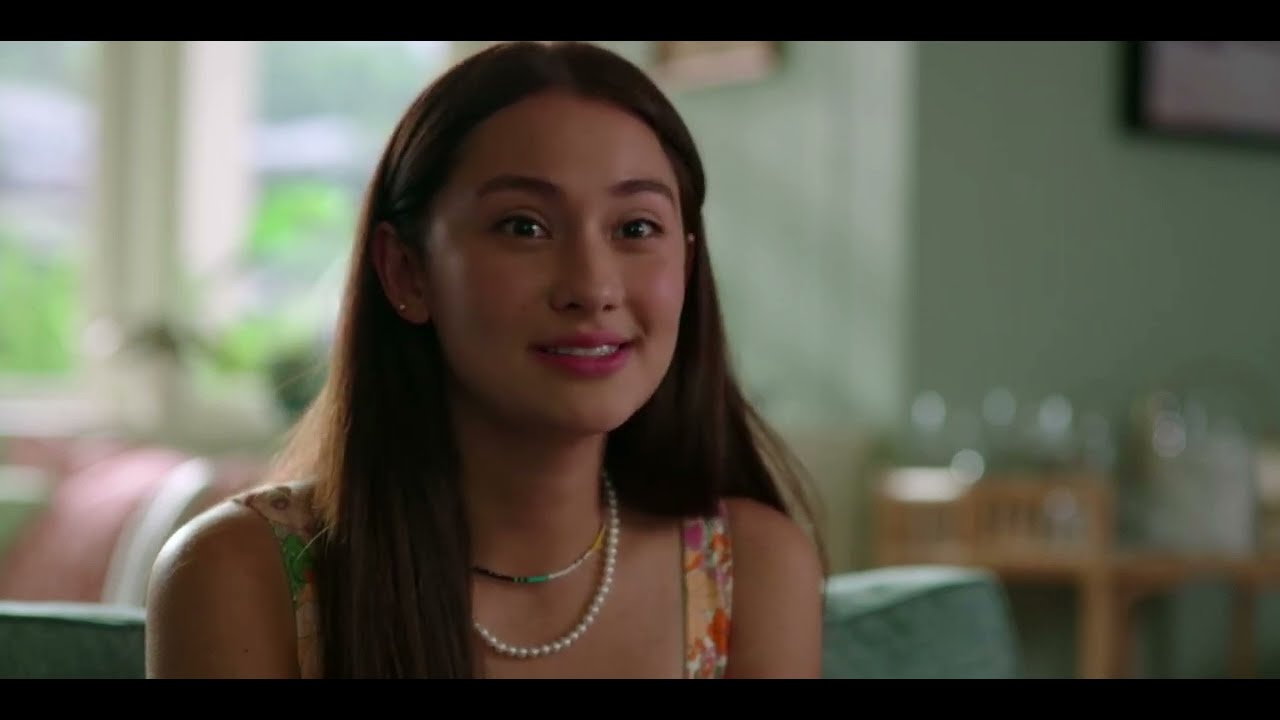 Belly's Birthday Gifts - TSITP 1x03 - YouTube