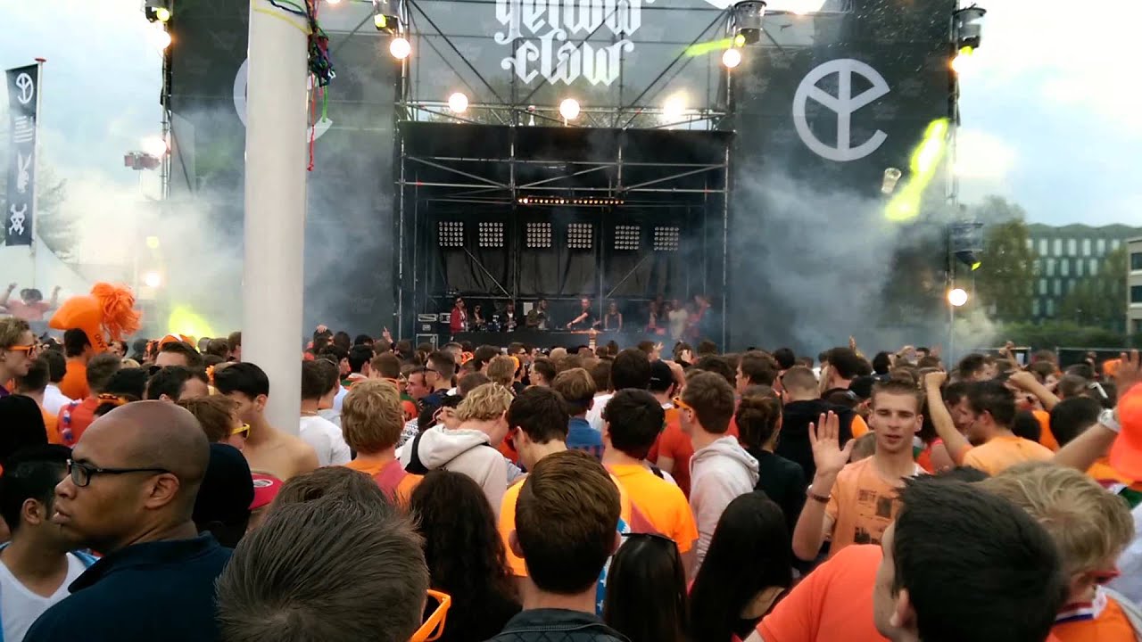 Dj Coone plays Coone - Colors of life - YouTube
