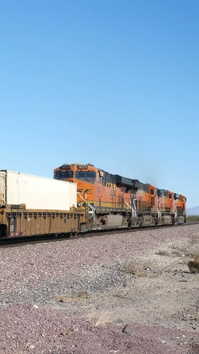 BNSF 8094 EB Z TRAIN MP 733 NEEDLES SUB 10-25-2022 #railfanning #bnsf #youtubeshorts - YouTube