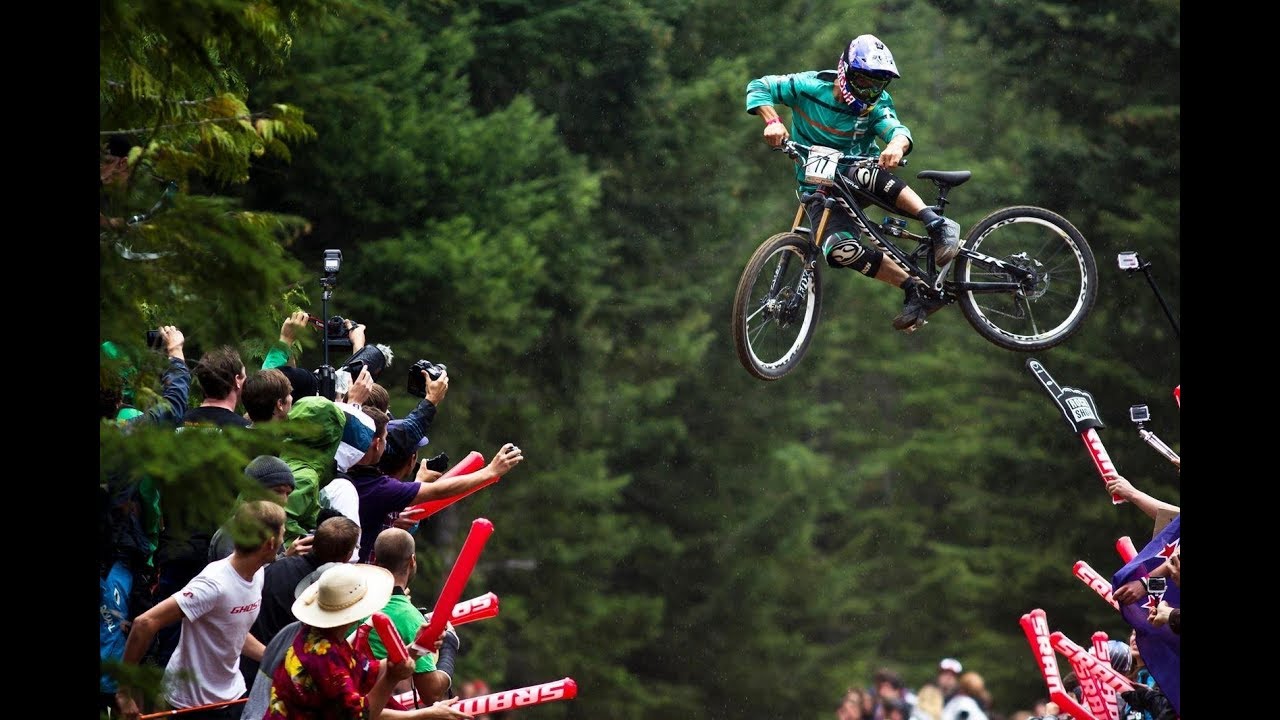 ENDURO MTB 2020 - EPIC MOMENTS! - YouTube