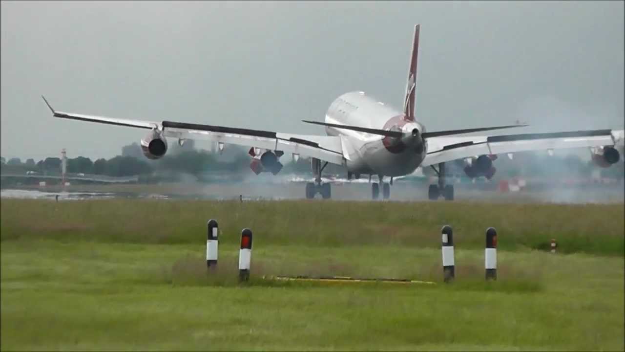 Planes at London Heathrow Airport | 13/07/12 - YouTube