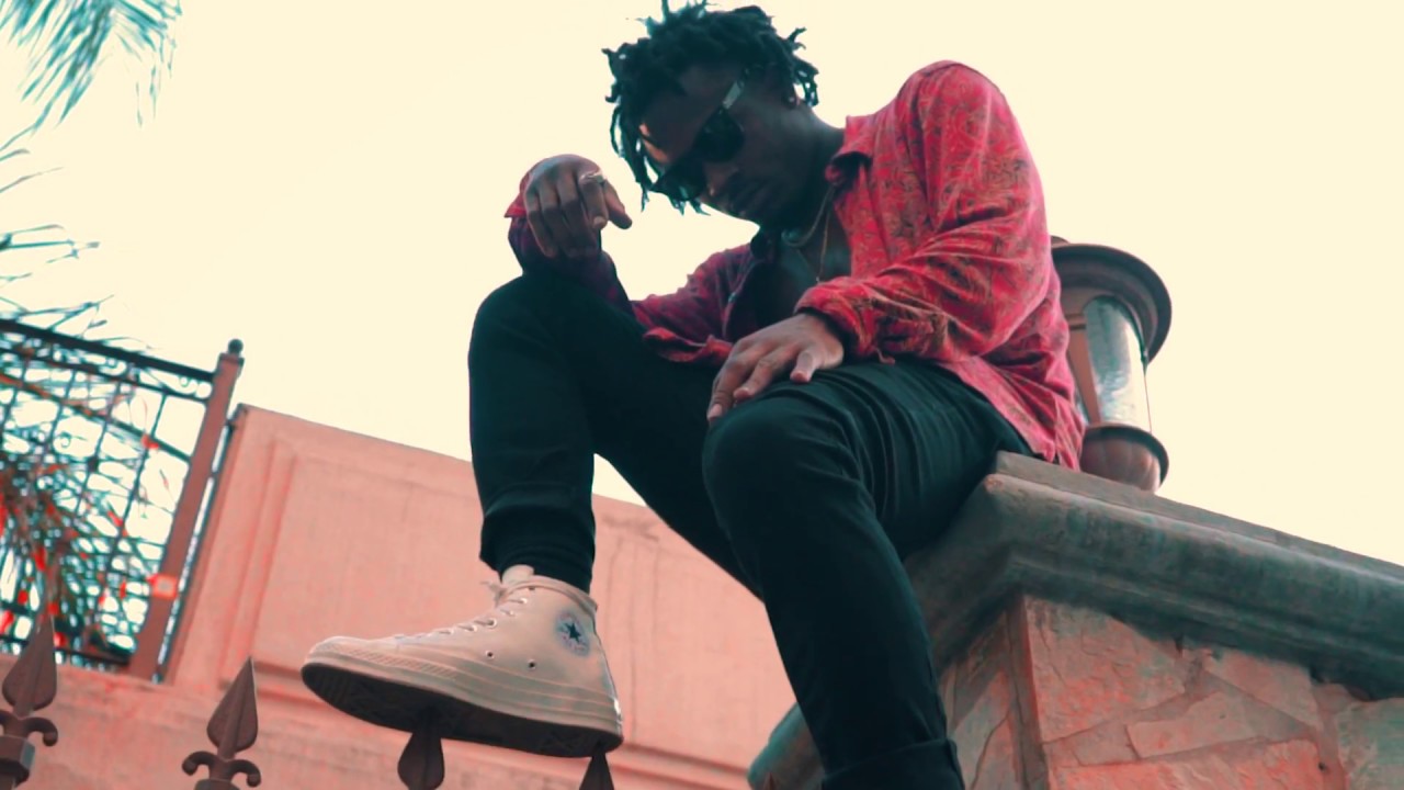 Reeves Junya - "Issues" feat. Meek Mill (Music Video) - YouTube