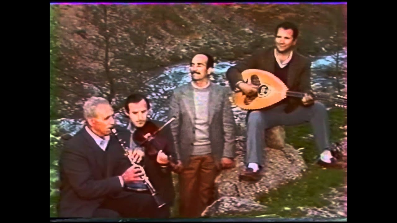 ΚΩΣΤΑΣ ΑΠ.ΑΚΡΙΒΟΣ-ΚΑΤΩ ΣΤΟ ΡΕΜΑ ΤΟ ΒΑΘΥ - YouTube