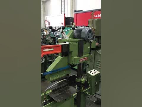 津根精機 弓鋸切断機 P-240F 1980年 - YouTube