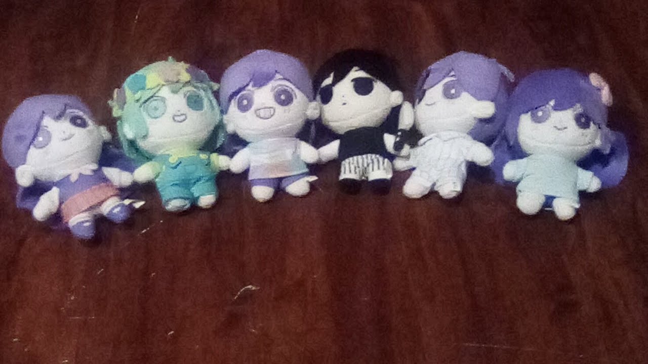 (SPOILER) What everyone should do with their Omori plush - YouTube