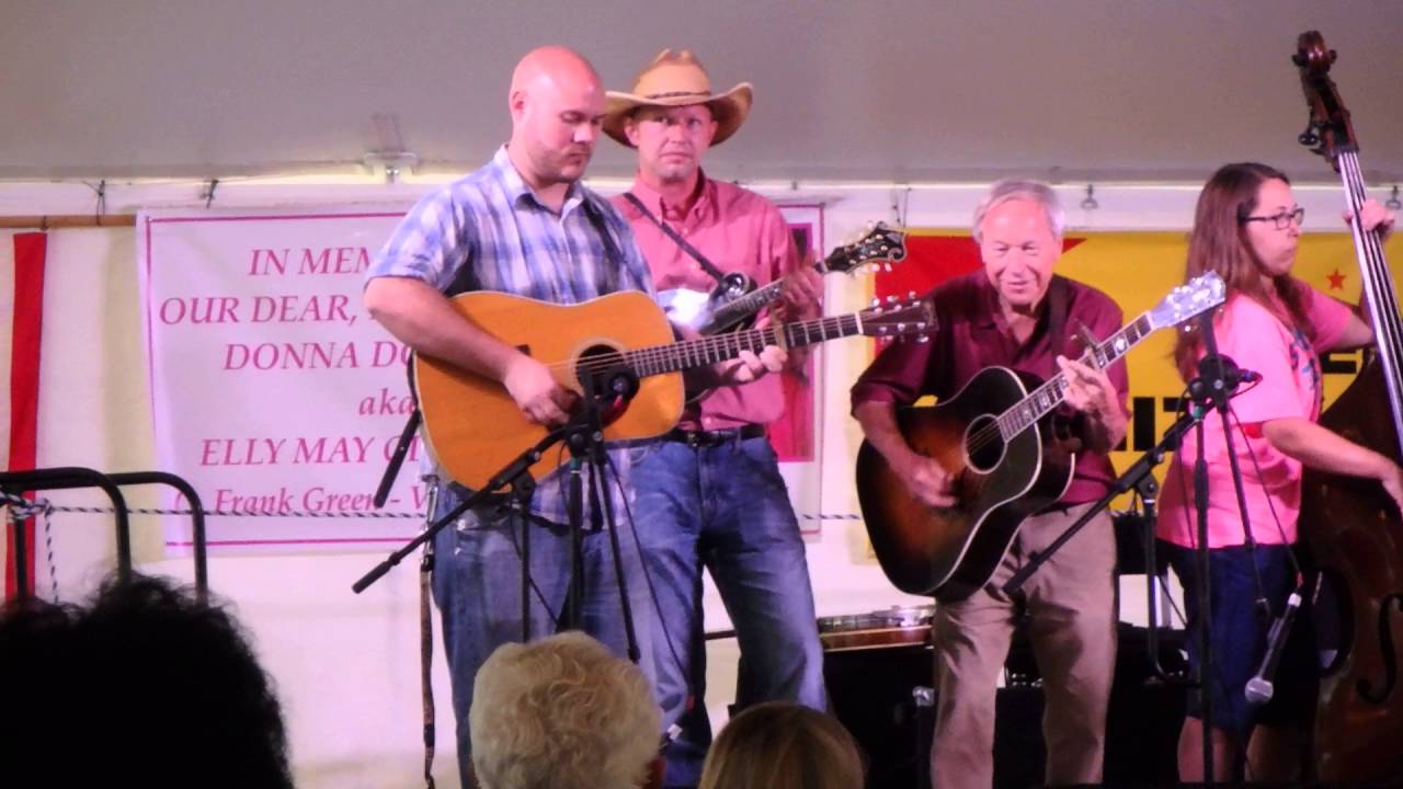 Banjo Lady with Little Roy Lews and Lizzy Band-I'll Fly Away - YouTube