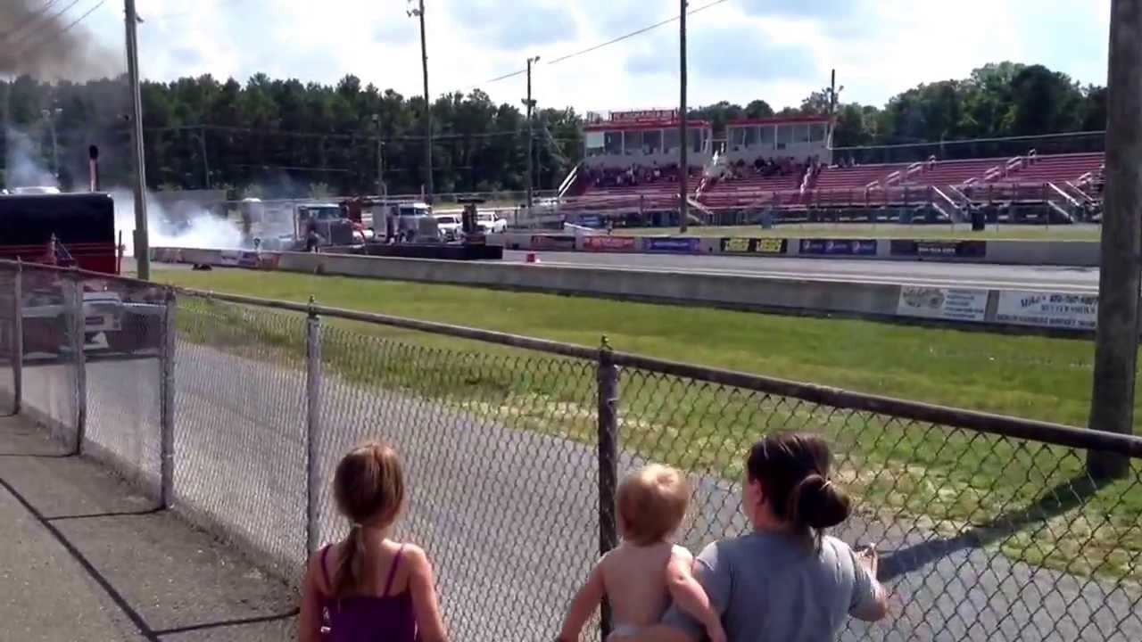 Big Rig race at Atco Raceway - YouTube