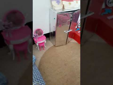 Barbielerin yataq otaqi