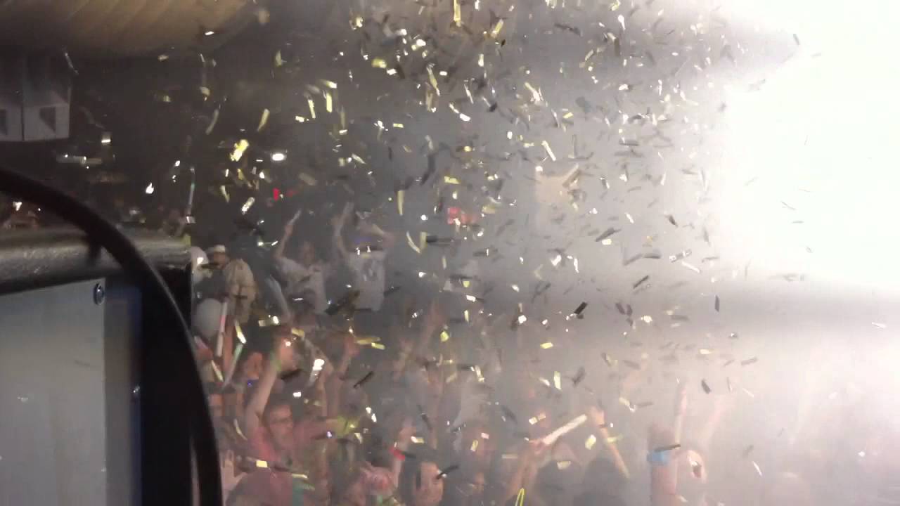 Zappos "Electric Wonderland" Vendor Party 2011.MOV - YouTube
