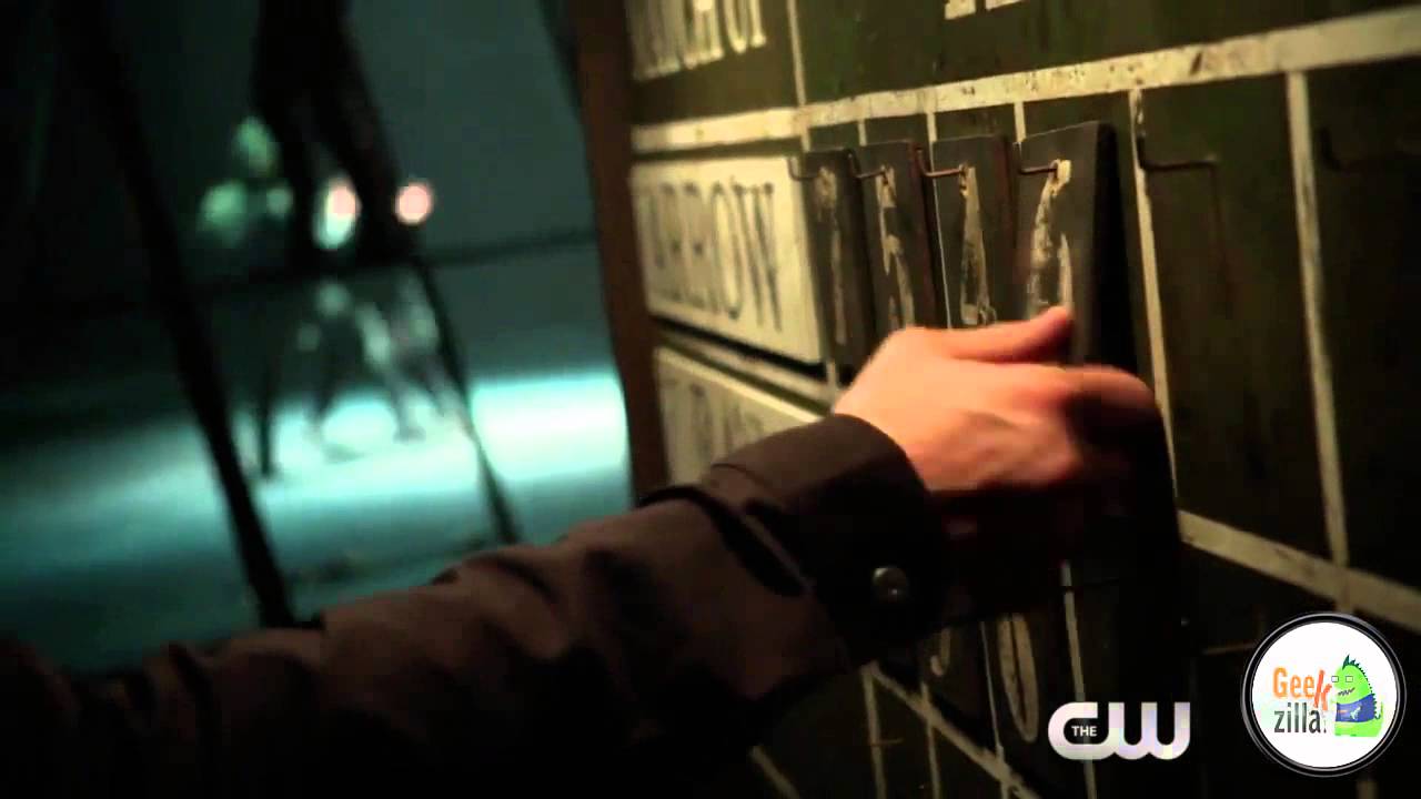 The Flash, Arrow Crossover- Super Hero Fight Club - Legendado - YouTube