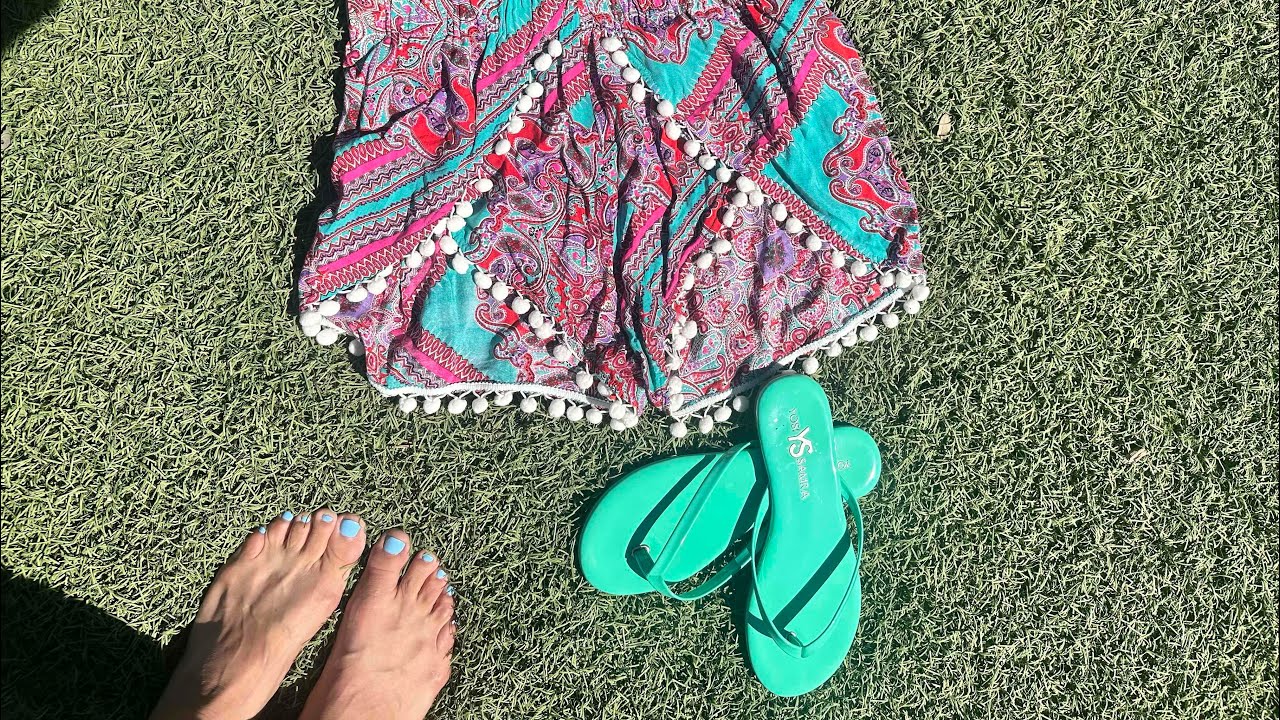 ASMR flip flops 🩴 - YouTube