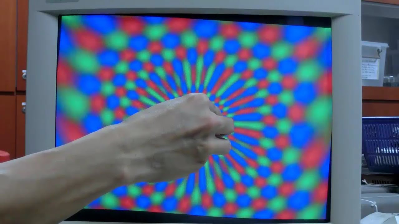 Magnetic Force on Moving Charges: CRT Magic -- xmdemo 008 - YouTube