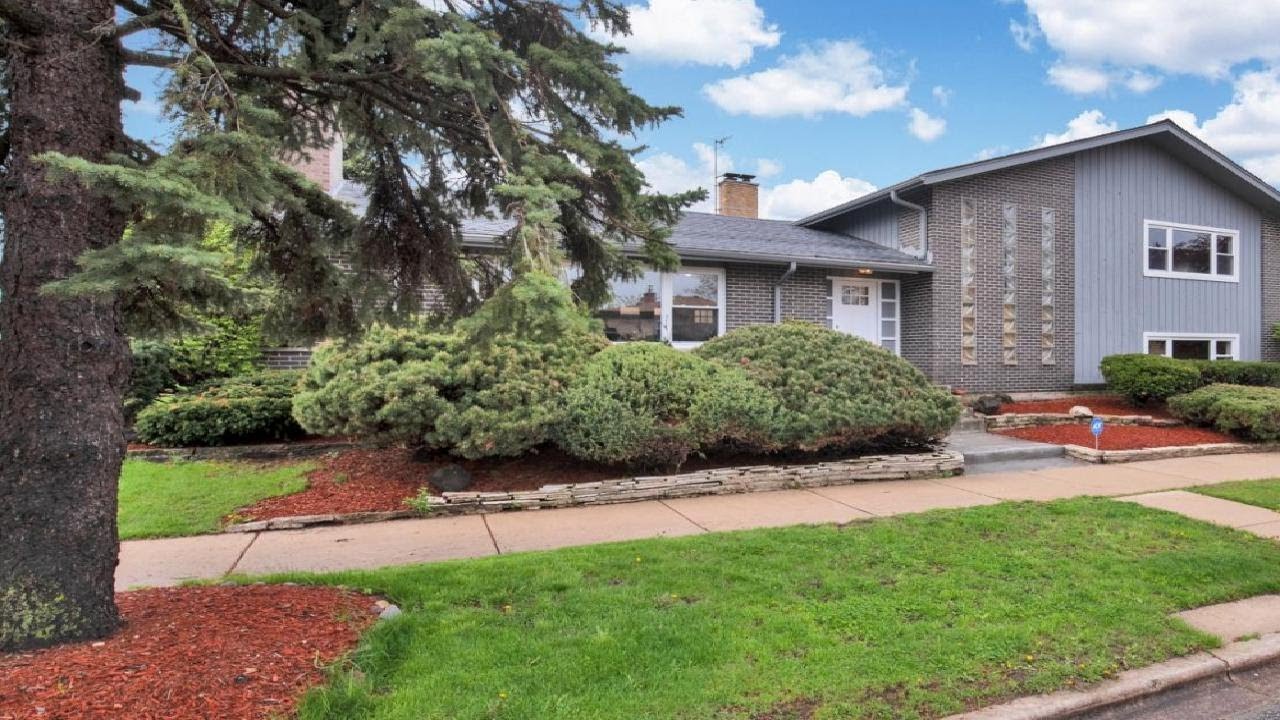 9132 South CREGIER Avenue, CHICAGO, IL Presented by Frank Montro. - YouTube