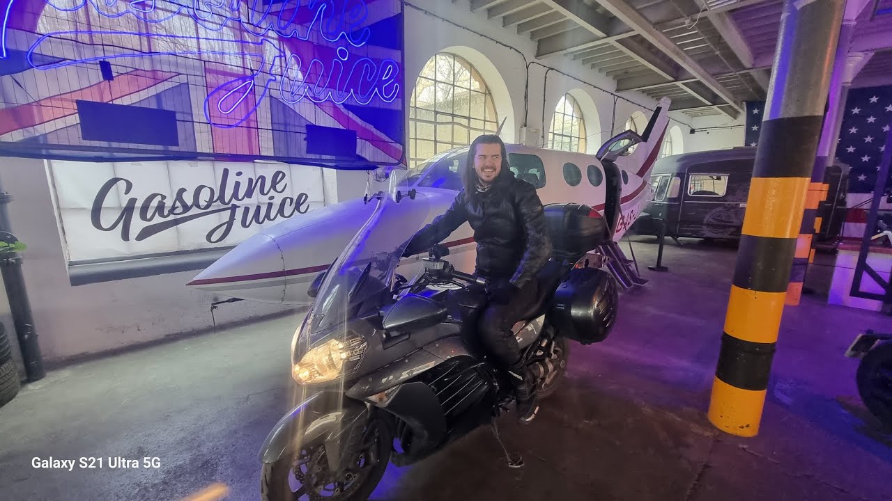 Trip to Gasoline Juice ⛽️ with the biker lads. - YouTube