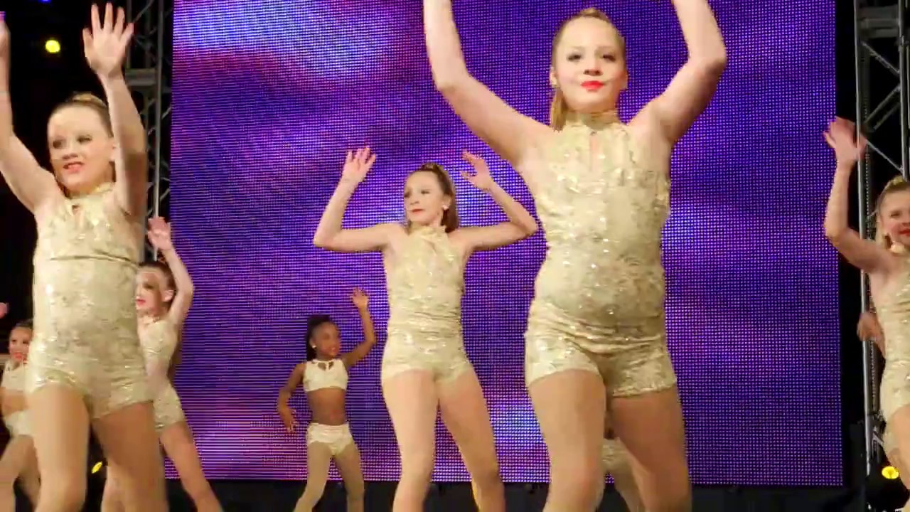 Kelly's Dance Academy - Glam - YouTube