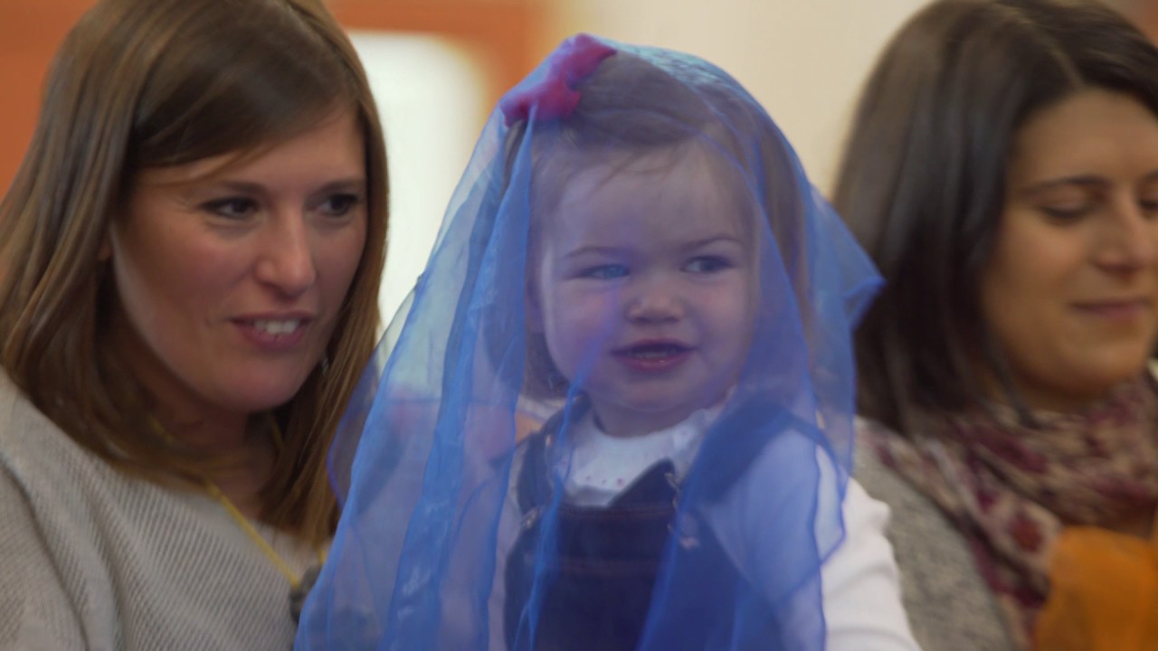 Colourstrings 1-2 year old class - YouTube