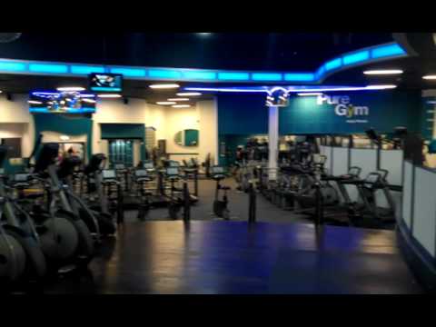 A 30 second Panorama of Pure Gym, Coventry Skydome - YouTube
