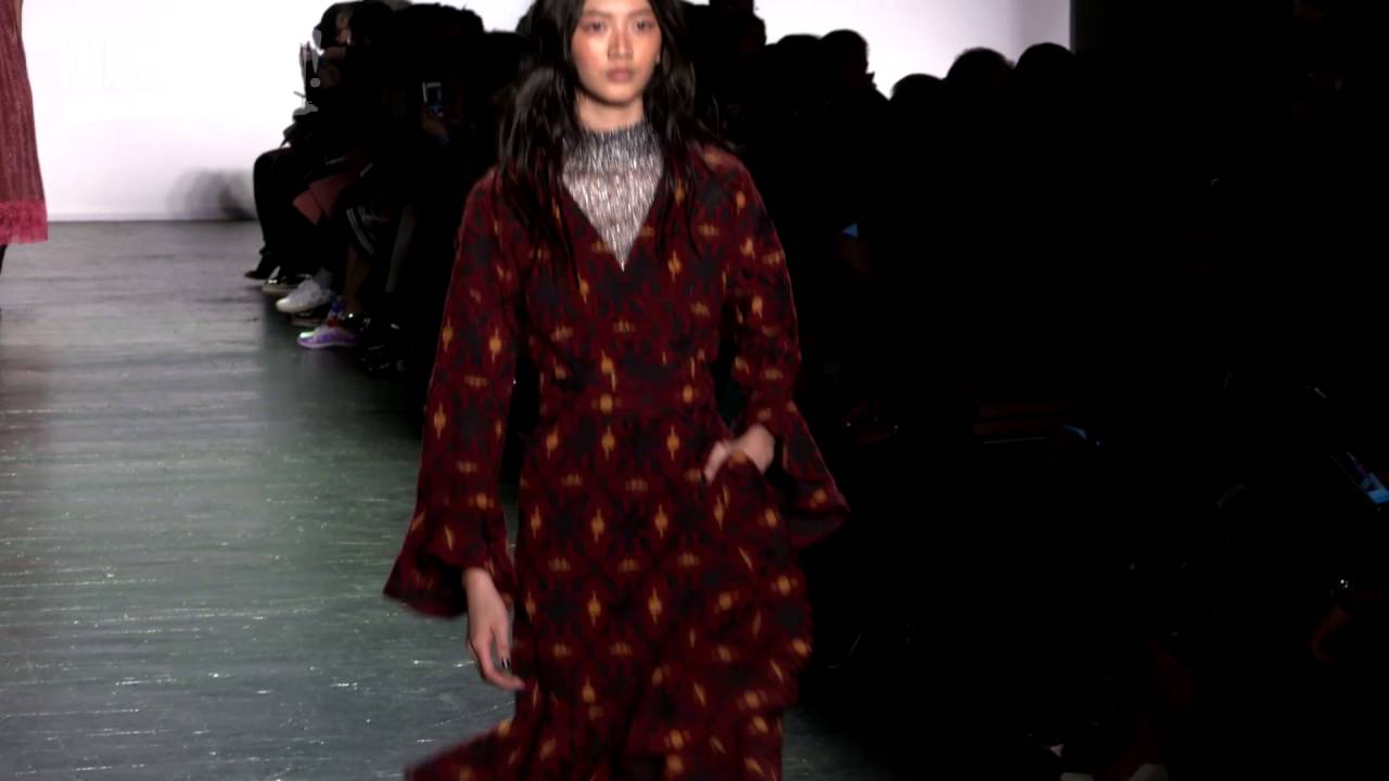 I-Hua Wu Model Profile & Runway "Best Of" - YouTube