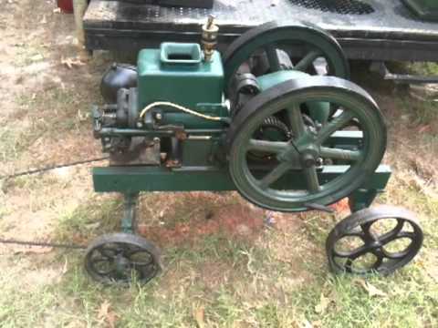 Our Lauson Engines Paducah September 2010 - YouTube
