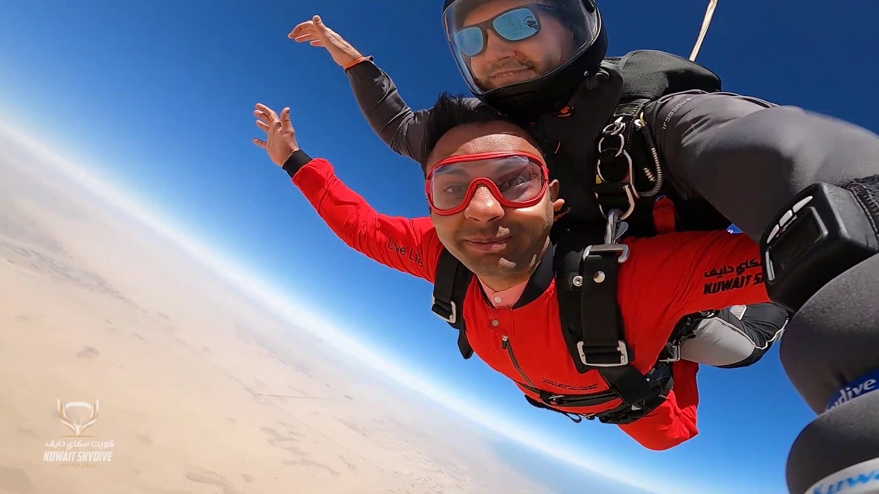 Skydive kuwait - YouTube