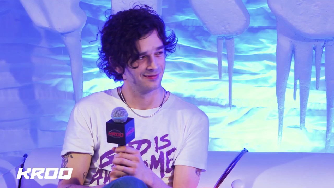 The 1975 Interview at KROQ Almost Acoustic Christmas 2019 - YouTube