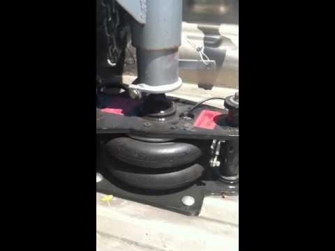 C7 Air Ride Hitch In Action - YouTube