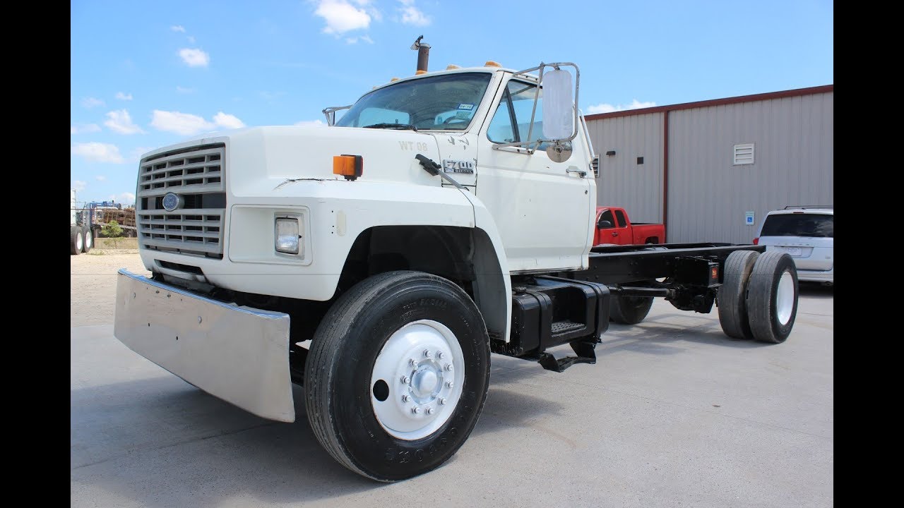 1994 Ford F700 Cab and Chassis Truck Cummins Engine - YouTube