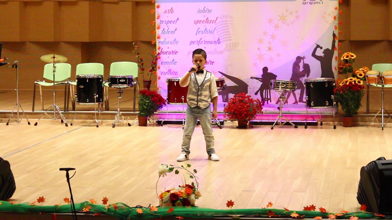 Alex Leahu (SIS N BRO) - Imi place asa cum sunt (ARF Brasov 2019) - YouTube