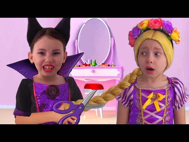 Alice Dress Up as Rapunzel and plays with magical mirrors | best ...