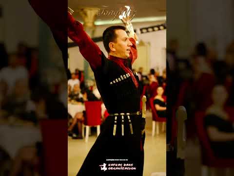 LEZGİNKA BIÇAK GÖSTERİSİ LEZGİ BIÇAK DANSI