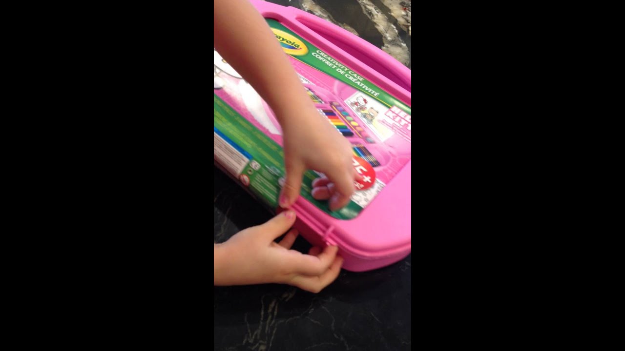 KIDS CRAYOLA ARTS AND CRAFTS SET, CRAYONS, PAINT SET, HELLO KITTY ART ...