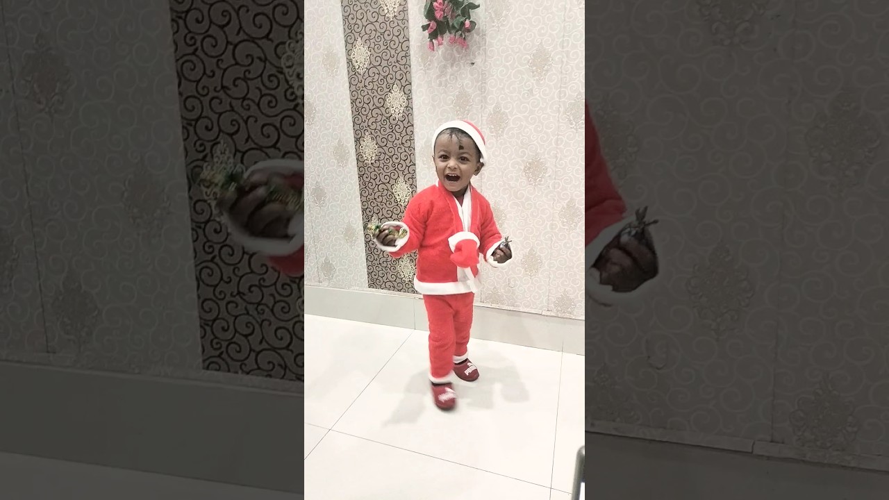 little Santa Claus 🎅🎅🤶🤶🤶 - YouTube